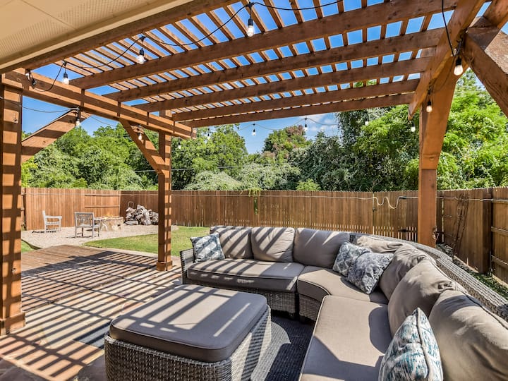 Stylish House - Austin, TX