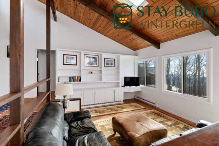 2 Min To Ski! Mountain Views Single Level Dogs Ok - Wintergreen Resort, VA