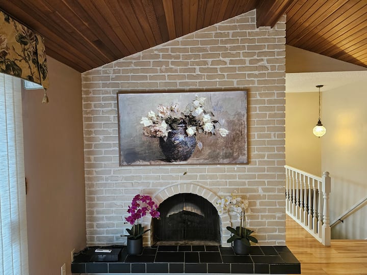 Acreage House Within Edmonton And Sherwood Park - Edmonton