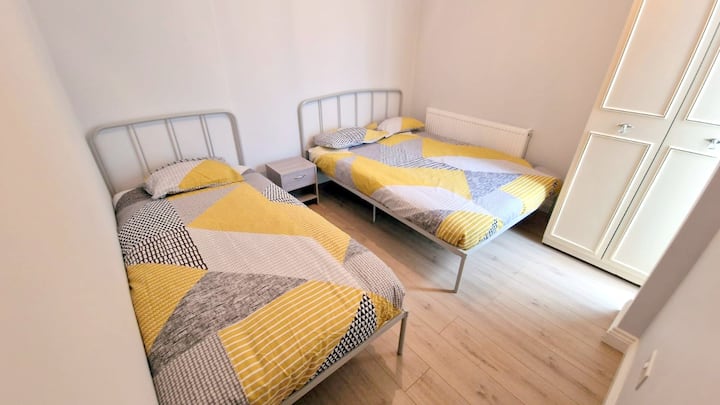 2-bedroom Flat In Central Sutton - Epsom