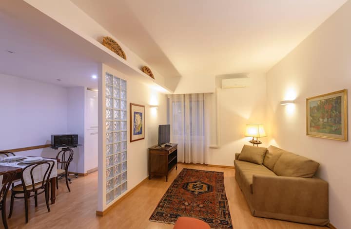 [San Pietro] 2br • 3min To Basilica •Wi-fi +Garage - Vatican City
