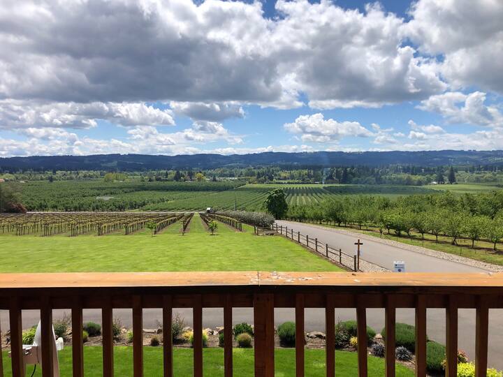 Scholls Valley Bunkhouse - Ponzi Vineyards, Sherwood