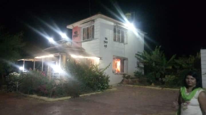 3bhk Luxury Bhau Mukadam Villa - バンダーダーラ