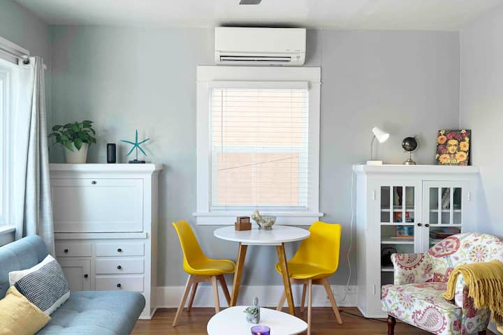 Vintage Chic 1 Br W/free 9 Kw Ev Charging /Parking - Long Beach, CA