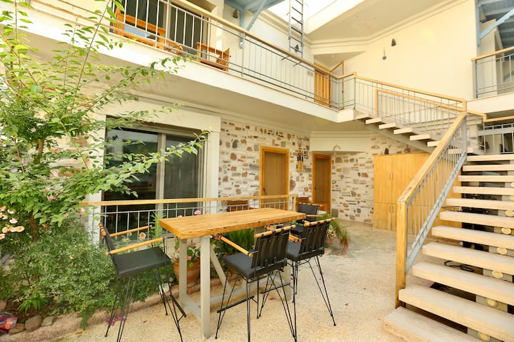 Heart Of Bodrum • 3br Apartment • Sea View Balcony - Bodrum