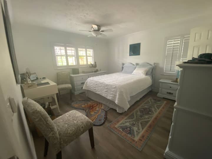 Small Treasure On Treasure Coast - Stuart, FL