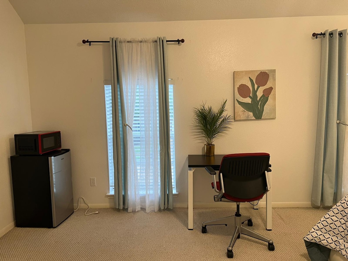 Schlafzimmer + Kingsize-Bett + eigenes Bad / 1 Woche und mehr - Häuser ...