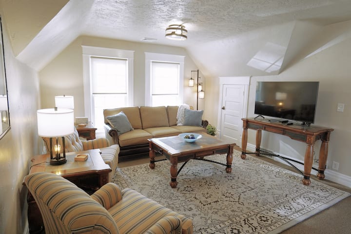 The Penthouse At Sycamore Place - Caldwell, ID