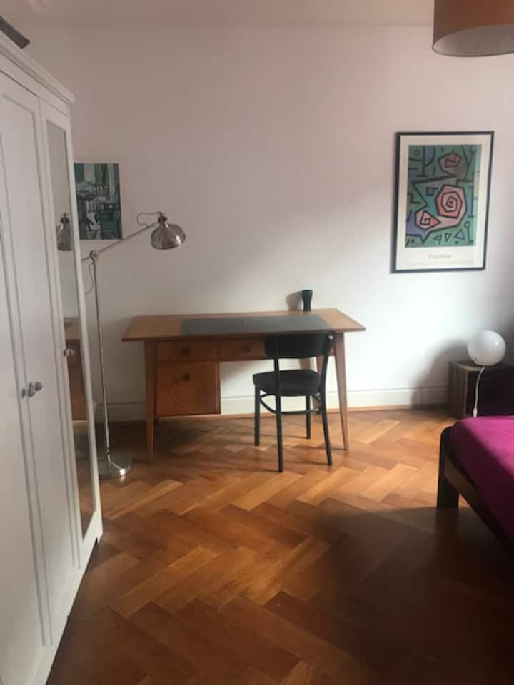 Ruhiges Zimmer Mit Teeküche An Guter Lage - Bâle