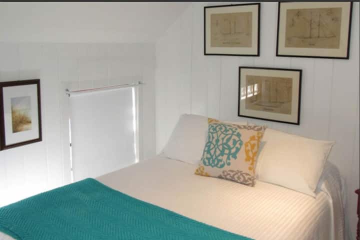 Room #5 - Provincetown, MA