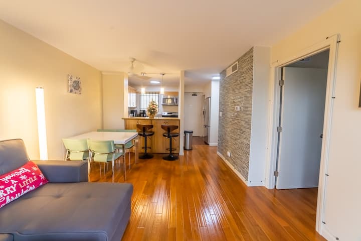 2br Modern Condo - Heart Of Waikiki - Honolulu