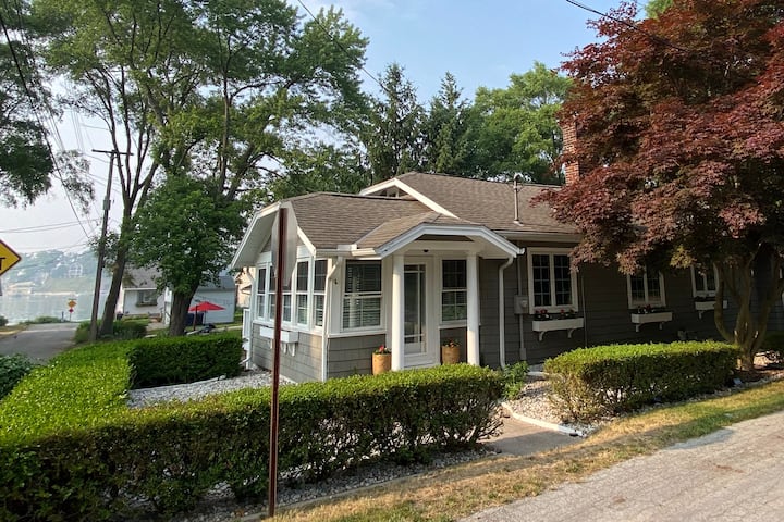 Affordable Getaway & Work Stays! 3 Bd/3ba W/lake V - Grand Haven, MI