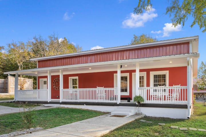 True Tennessee Bunkhouse Close To Nashville! - Lebanon, TN