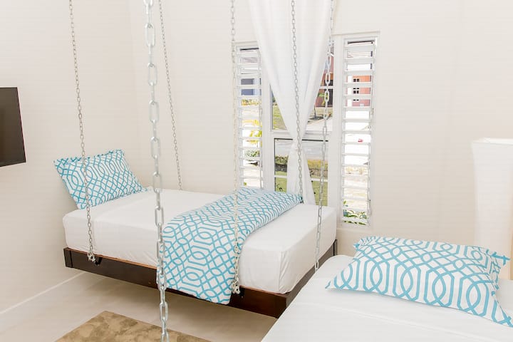 Hilltopparadise-solar-powered 3bdrm Near Ocho Rios - Jamaica