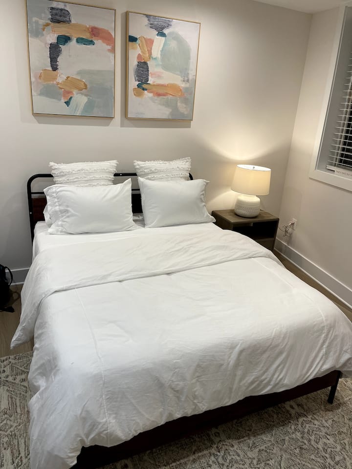 Modern New Home Unit B - Rockville, MD