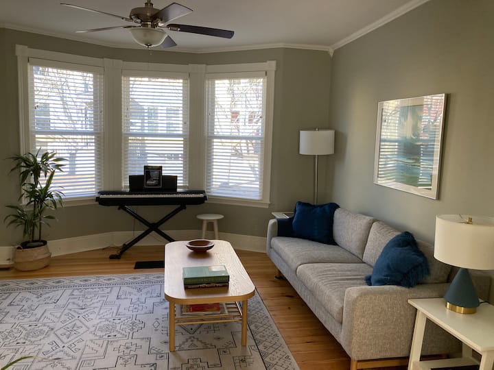 Sunny Townhouse Atop Munjoy Hill - Portland, ME