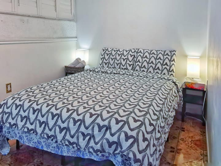 Superhost Repost: Self Check-in Private Bedroom #1 - Toronto