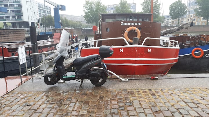 Boat-hotel Boot 6, Rotterdam City Center - Hollanda