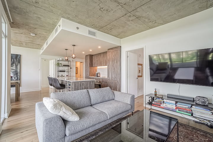 Condo Meublé, Accès Au Rem - Brossard