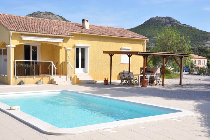Charmante Villa Avec Piscine à 5 Mn De Calvi - Calvi