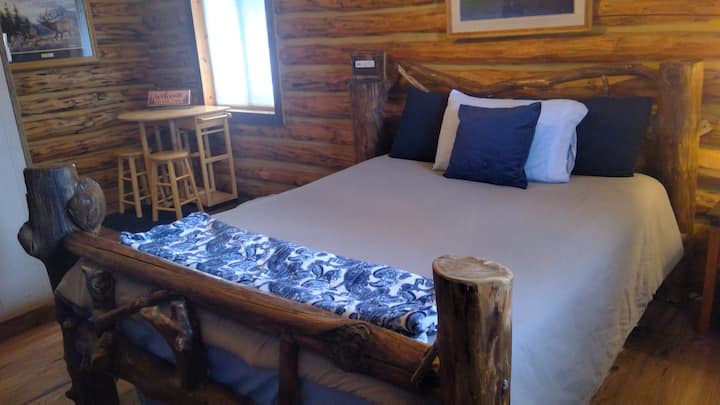 Blue River Cabin - Swan Valley, ID