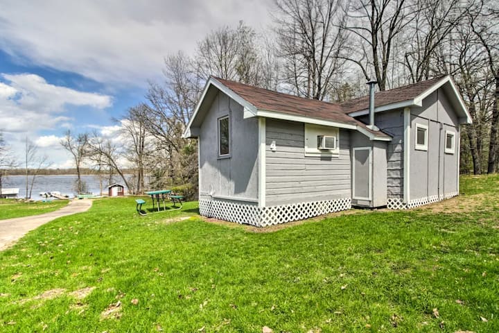 Quiet, Cozy Northern Mn Cabin #4 - Lake Bemidji State Park, Bemidji