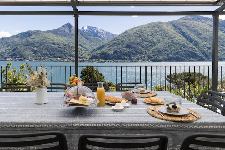 Villa Al Castello - Pool - Lakefront - 12p - 5br - San Siro