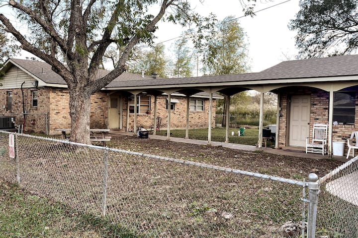 4 Queen Beds For Groups - $20 X Night For 4th Bed - Alexandria, LA
