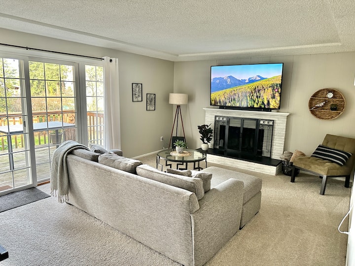 2-story Haven | Nature Steps Away | Yard - Wilsonville