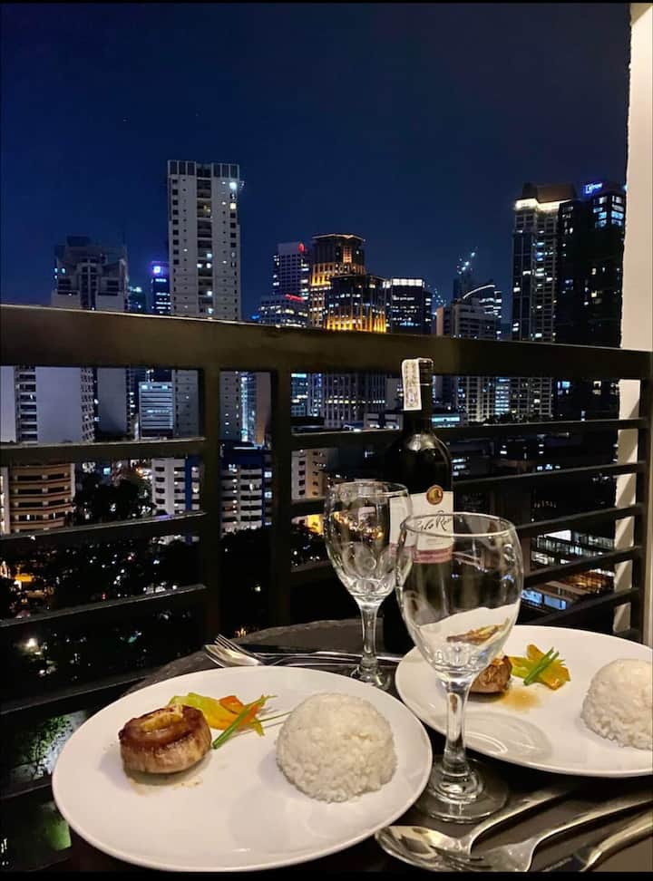 Impressive Skyline View @ Greenbelt Radissons - Makati