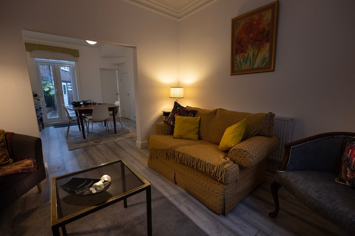 Stylish Two Bed Central Beverley - Beverley