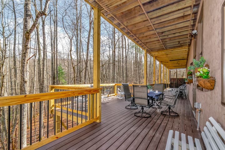 Big Deck, Hot Tub, Views, Fire, Game Rm, Open. - Blowing Rock, NC