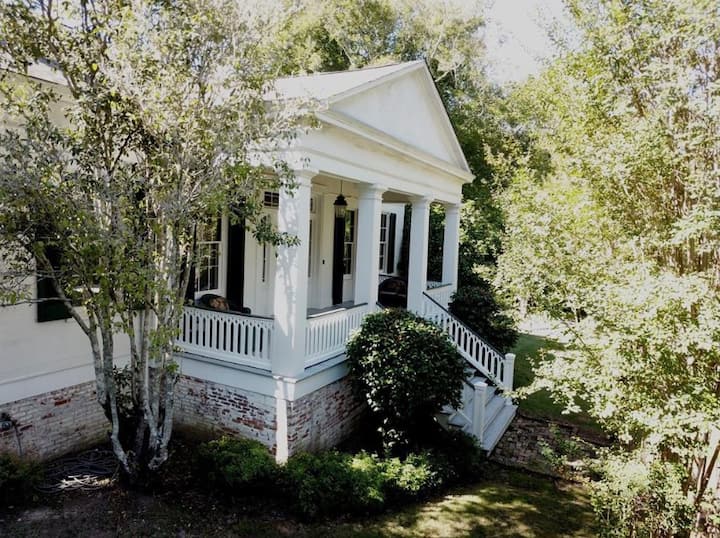 Retreat House By The Trace - Grand Gulf Military State Park, Port Gibson
