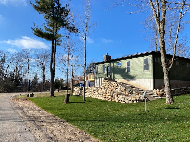 Lakefront Home With Big Private Beach! Lake Views - Double JJ Resort, Rothbury