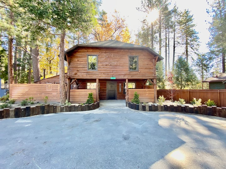 Yesteryear - Pet-friendly Log Cabin Close To Town - Idyllwild-Pine Cove, CA