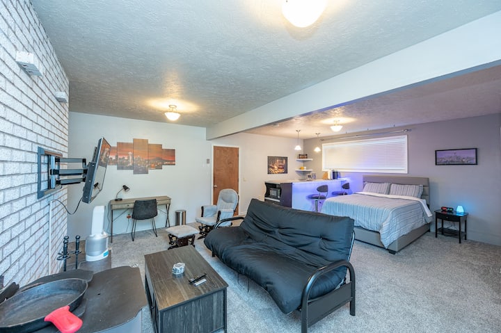 Two Rooms Near Midtown Lacey - Olympia, WA
