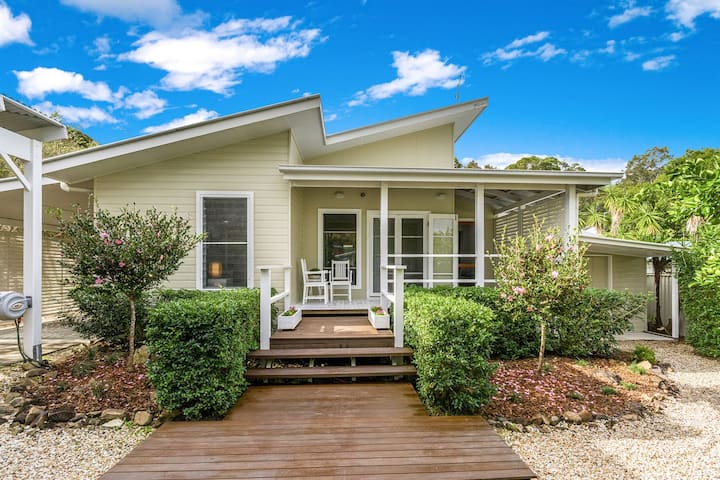 Koala Beach Family Escape - Hastings Point