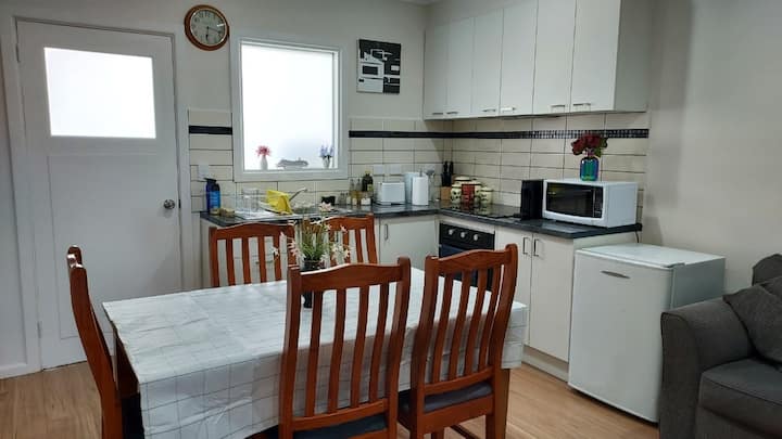 2 Bedroom Waterside Apartment - Geelong