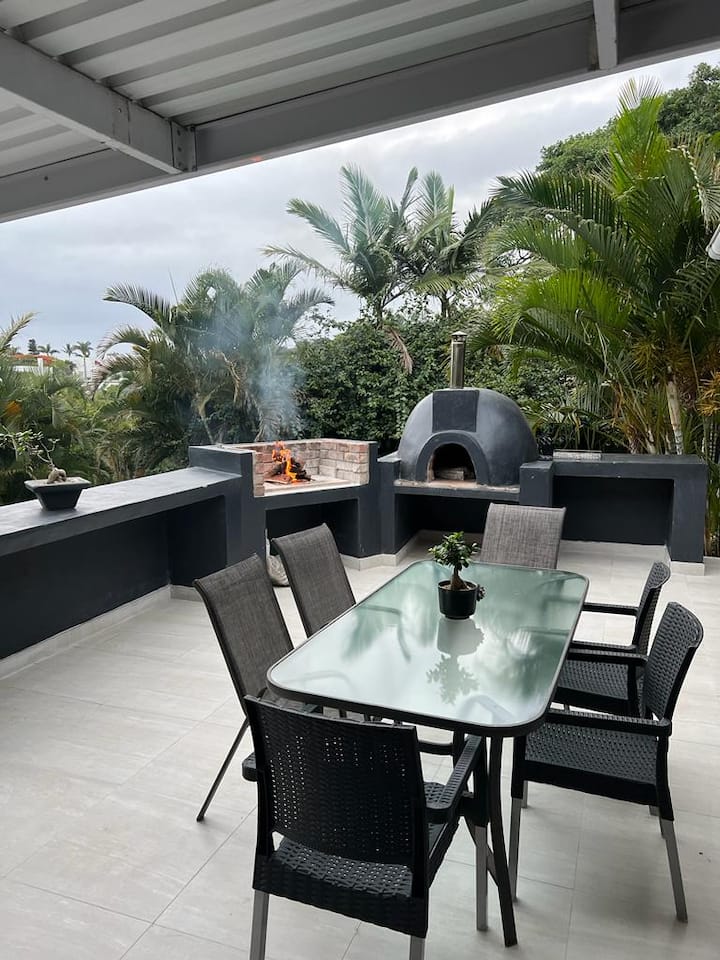 Family Beach House - Dolphin Coast