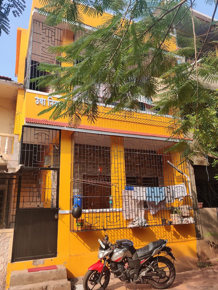 Usha Niwas: Your Coastal Retreat - Vengurla