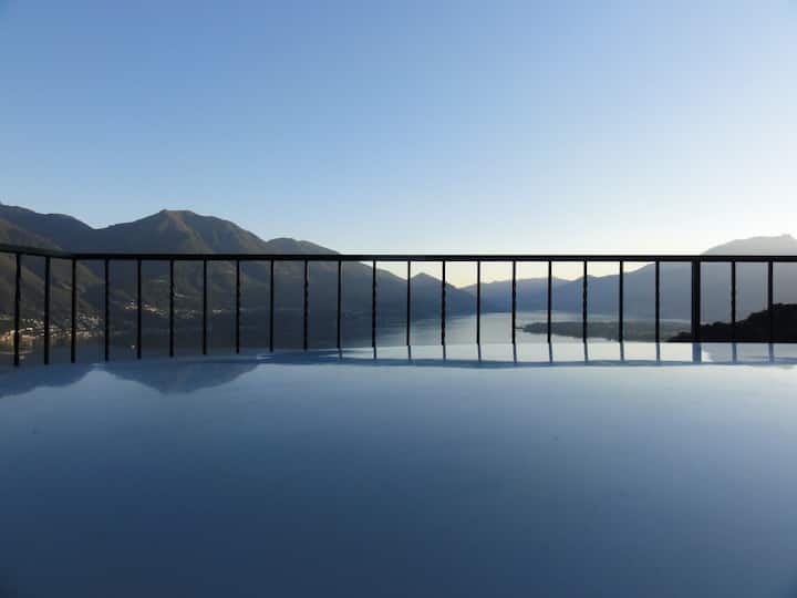 Fantastic Panoramic View In Ticino: Casa Al Bosco - Gordola