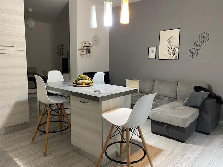 Appartamento Con Corte Esterna - Bologne
