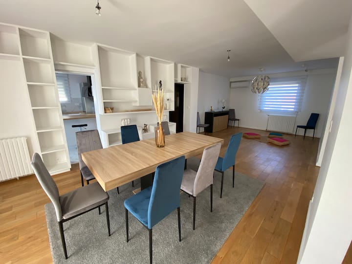 "La Gentiane" 210m2 Piscine Privée + Grand Jardin - Clermont-Ferrand