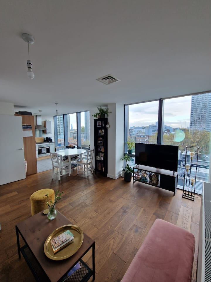 Gorgeous Two Bed Flat With Views - Londres