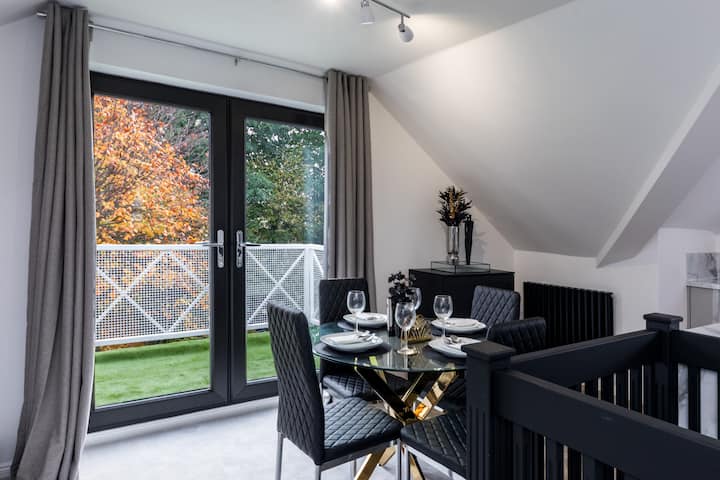 Canterbury’s Luxury 5* Hidden Secret, Free Parking - Canterbury