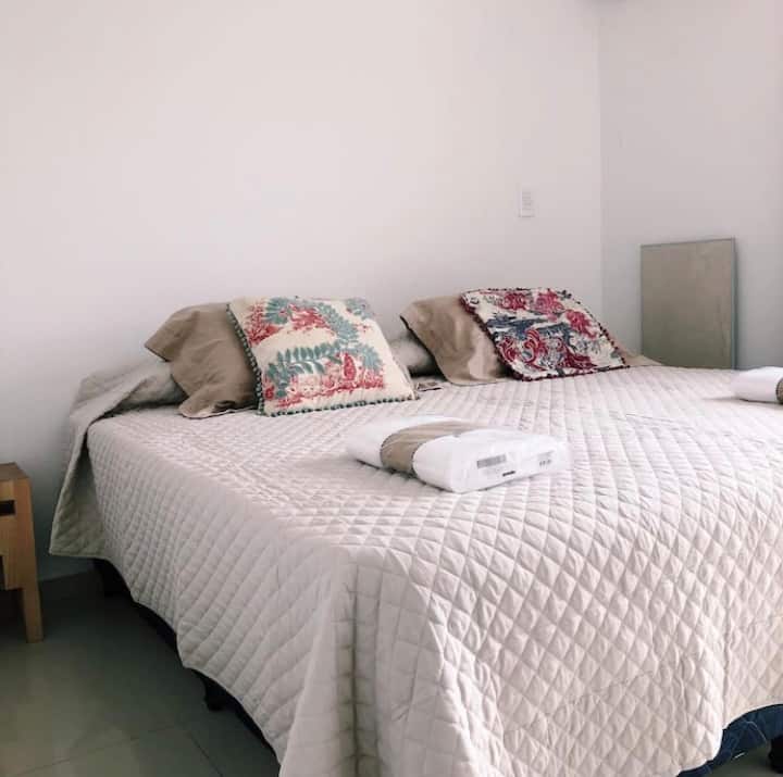 Departamento Excelente Ubicación Con Cochera - Mendoza