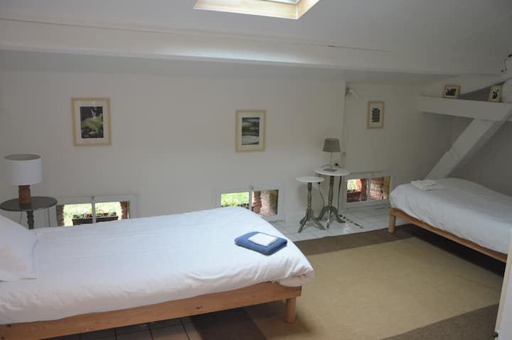 Chambre Lits Jumeaux Dans Maison De Charme - Morcenx