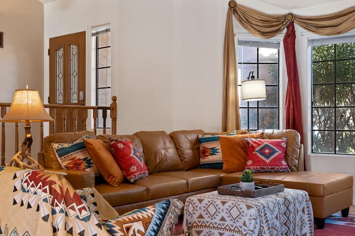 Southwestern Paradise, Simply Classic - Oro Valley, AZ