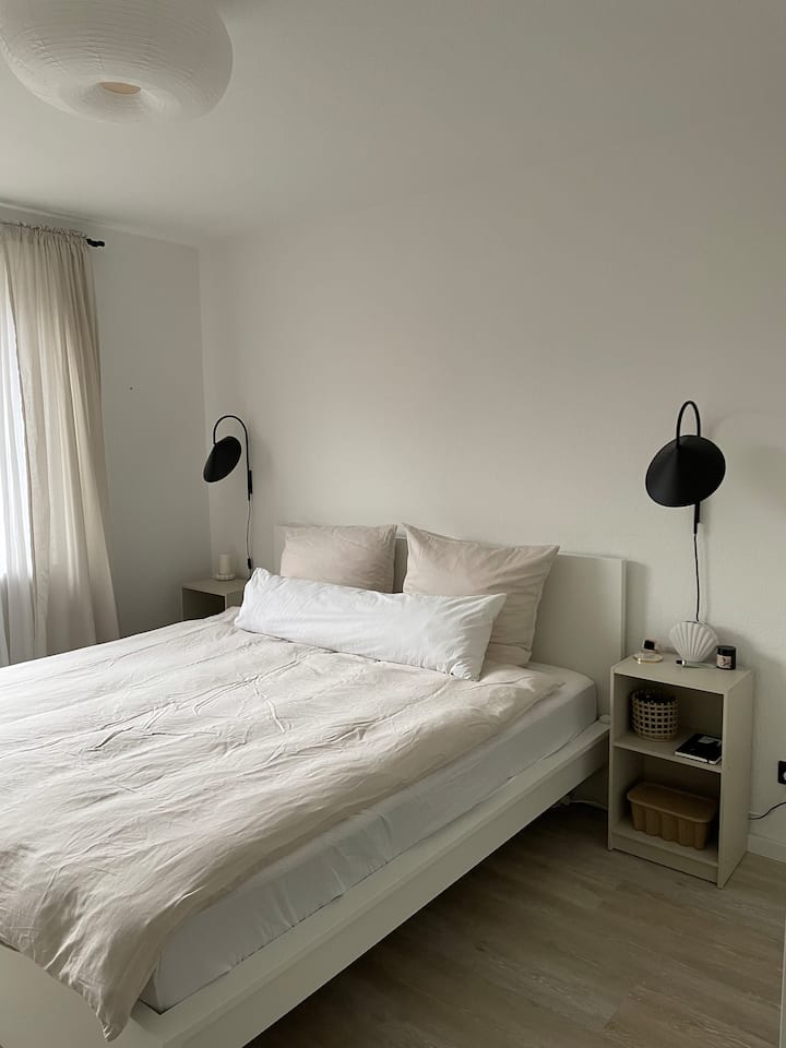 Gut Ausgestattete Wohnung In Barmbek - Hamburgo