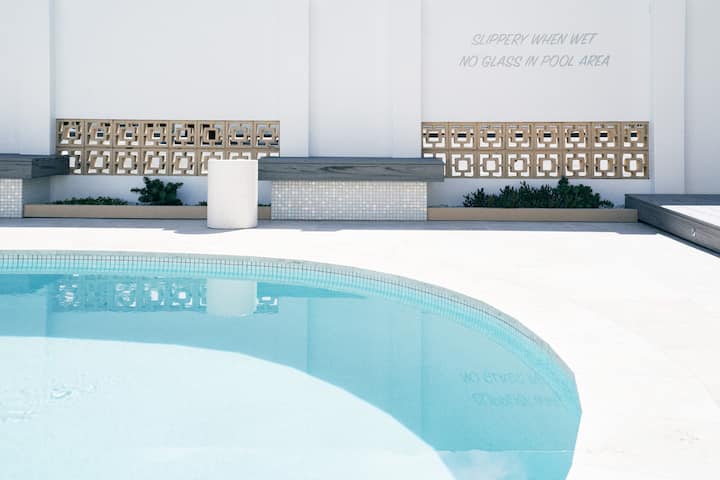 The Mysa Motel - Bronte Pink - Coolangatta